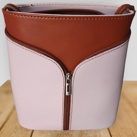 Vera Pelle | Bags | Vera Pelle Italian Leather Shoulder Crossbody Bag ...